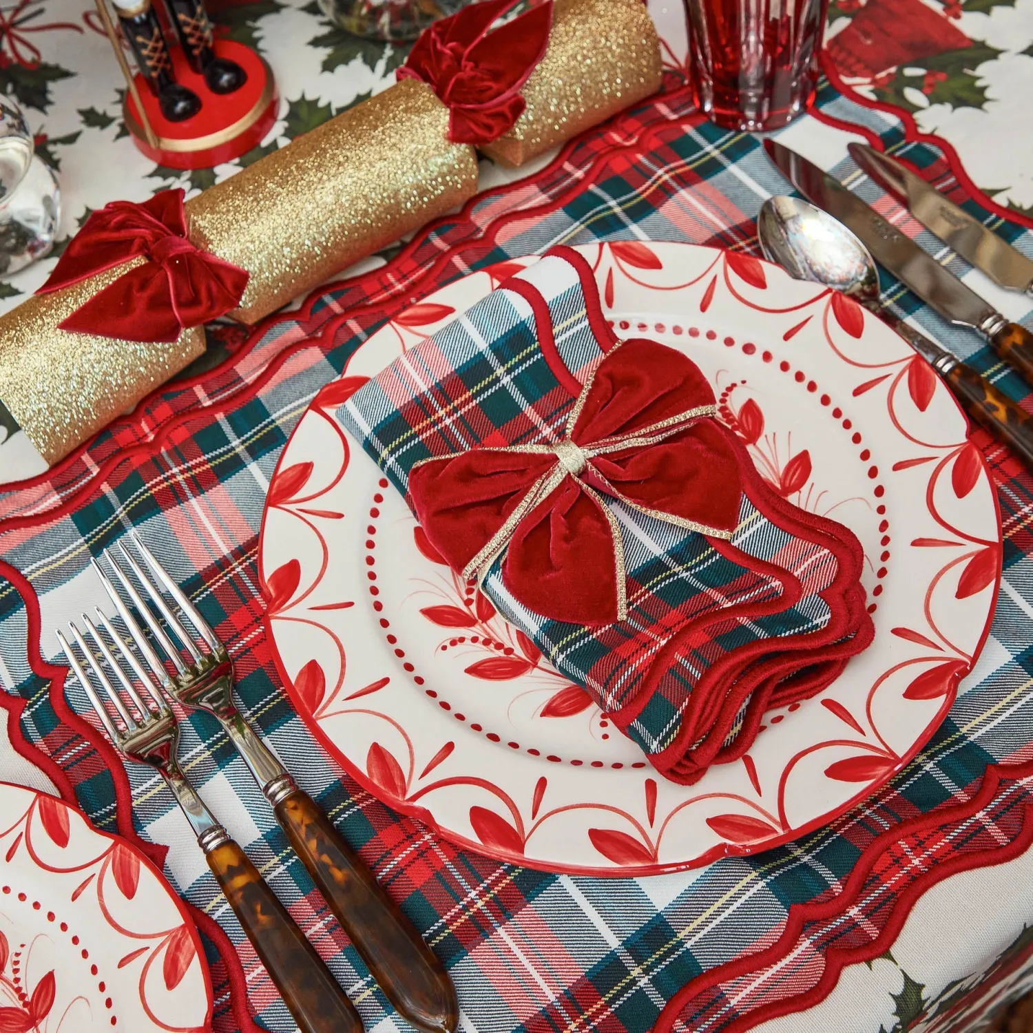 Mrs. Alice Katherine Tartan Placemats & Napkins (Set of 4)